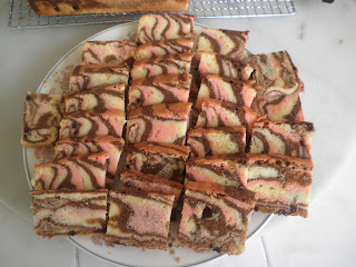 Christine's Kitchen: Tri-color Marble Cake