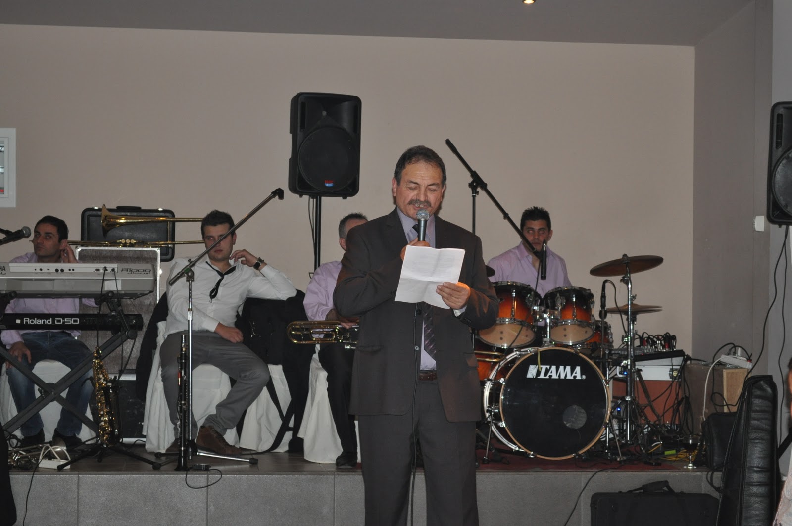 ΚΡΟΚΟΣ ΚΟΖΑΝΗΣ: ΕΤΗΣΙΟΣ ΧΟΡΟΣ ΤΟΥ ΠΟΛΙΤΙΣΤΙΚΟΥ ΣΥΛΛΟΓΟΥ ΚΡΟΚΟΥ 2011