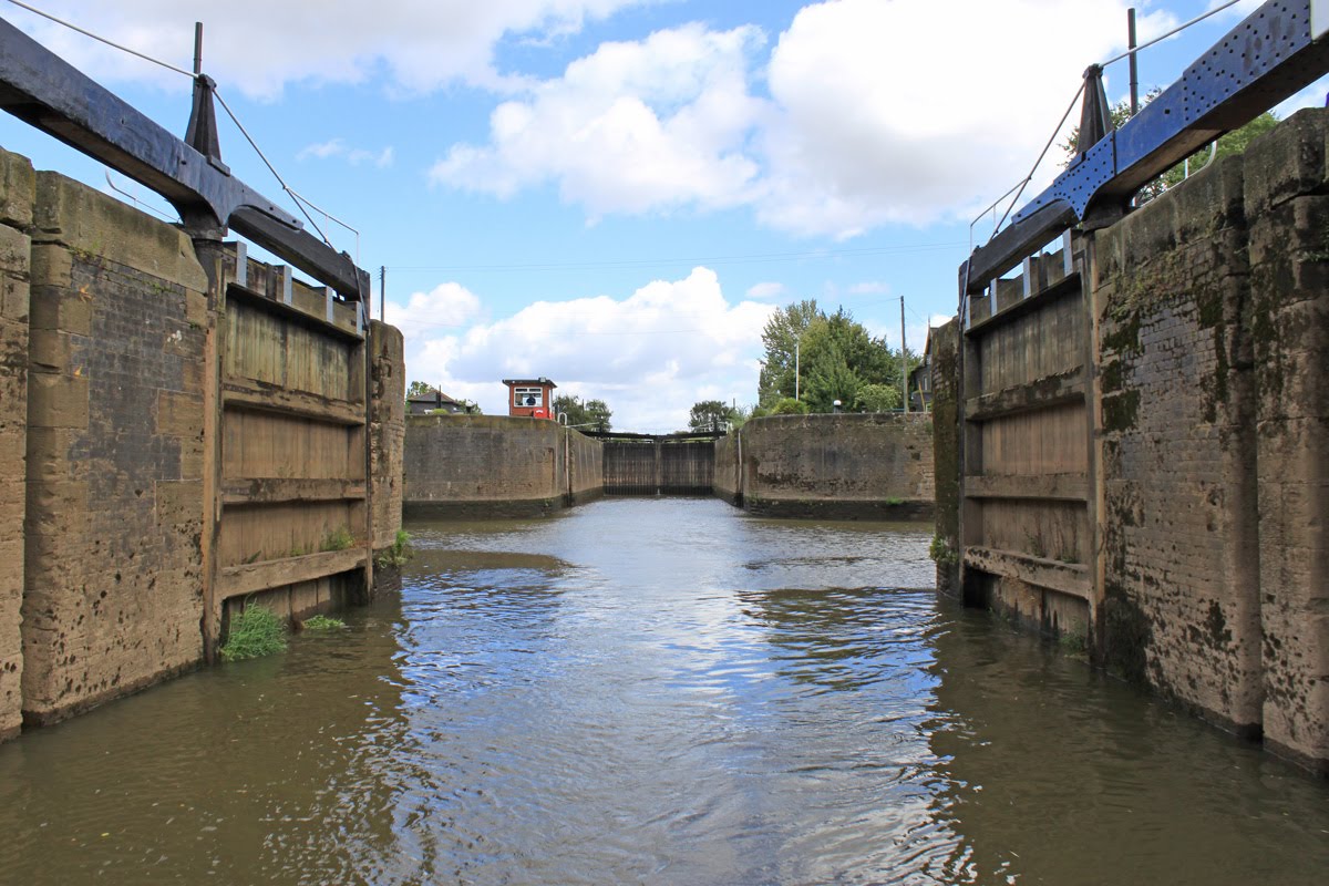 Captain Ahab's Watery Tales: Gloucester 2010 - Upton to Gloucester Docks
