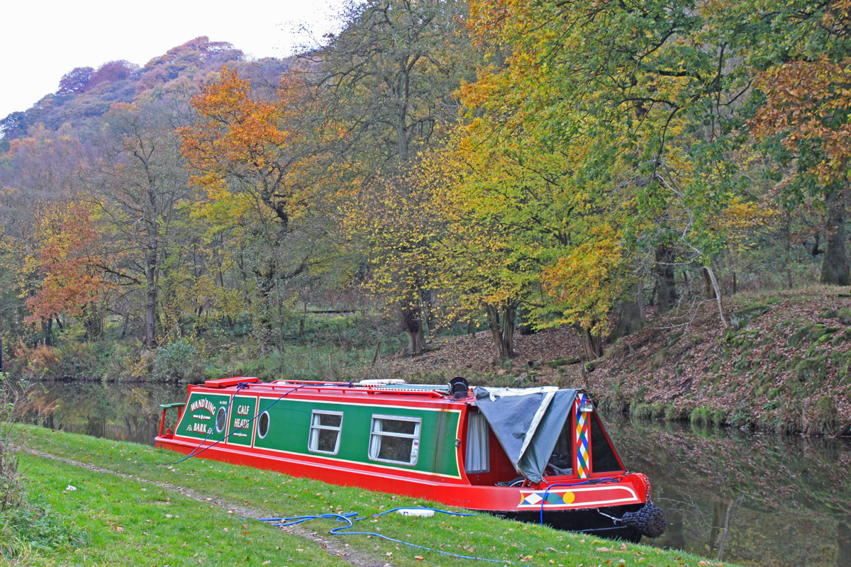 Captain Ahab's Watery Tales: Caldon 2010 - Descending the Churnet valley