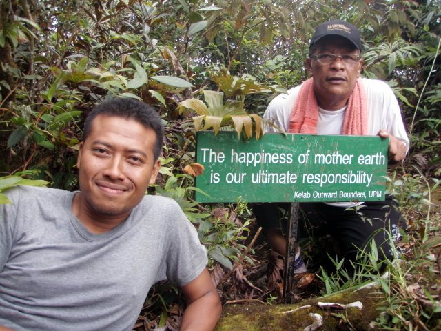 SEASON EXPLORER: Mount Bubu the 'blood sucker leech' 1657 m 14-16 Mei 2010