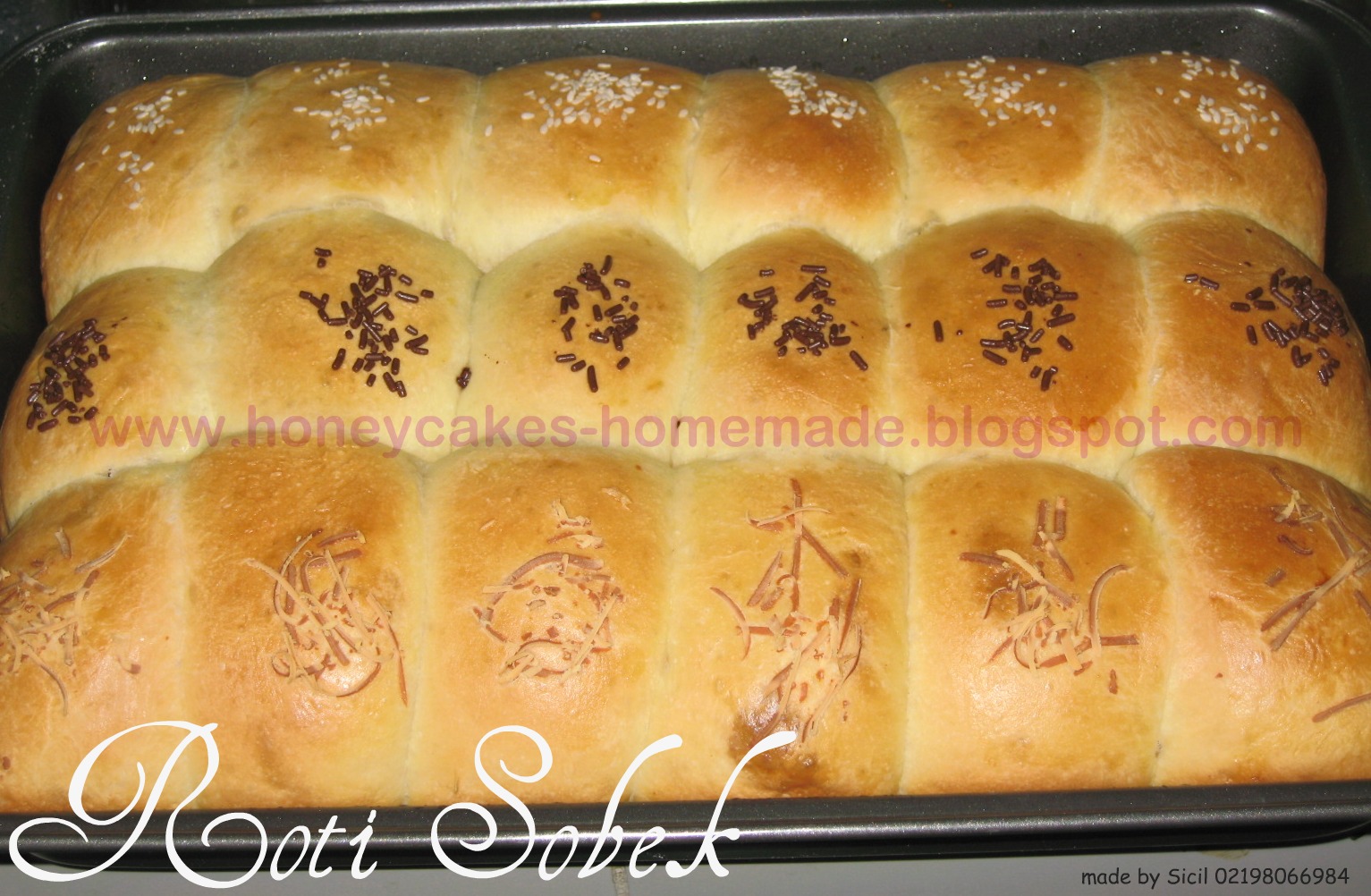 HONEY CAKES: Roti Sobek