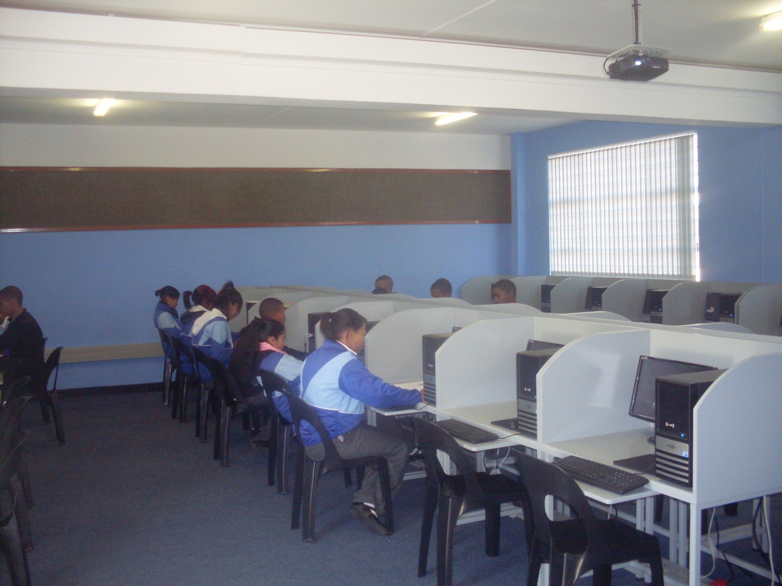 Kleinvlei Secondary is boasting with a new CAT Lab: Kleinvlei Secondary ...
