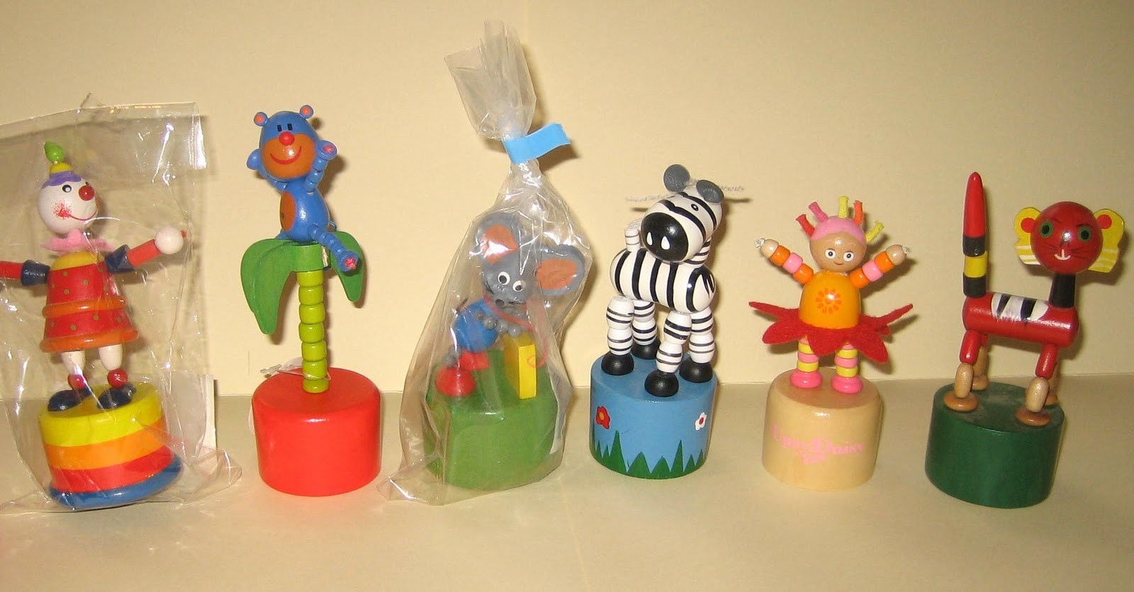 Pomsie's Push Puppets
