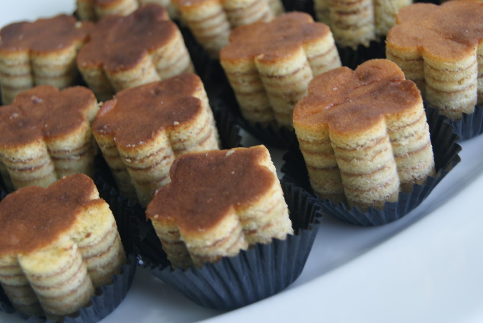 kue imut lintang: SNACK SUGUHAN DI PESTA ULTAH KEDUA ANAKKU