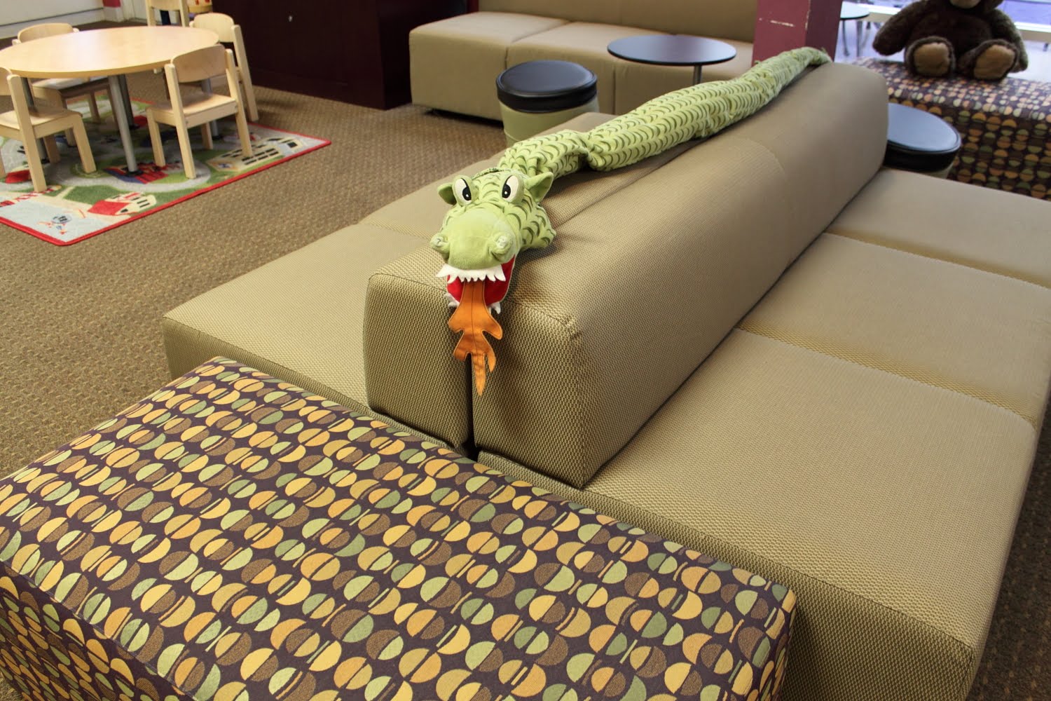 LMR Photography: Polinsky Children's Center-Visitors Room