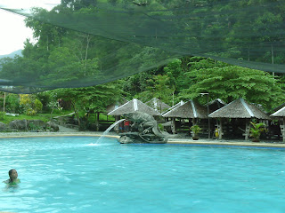 Rose's Angelic Queen: Bamboo Garden Resort