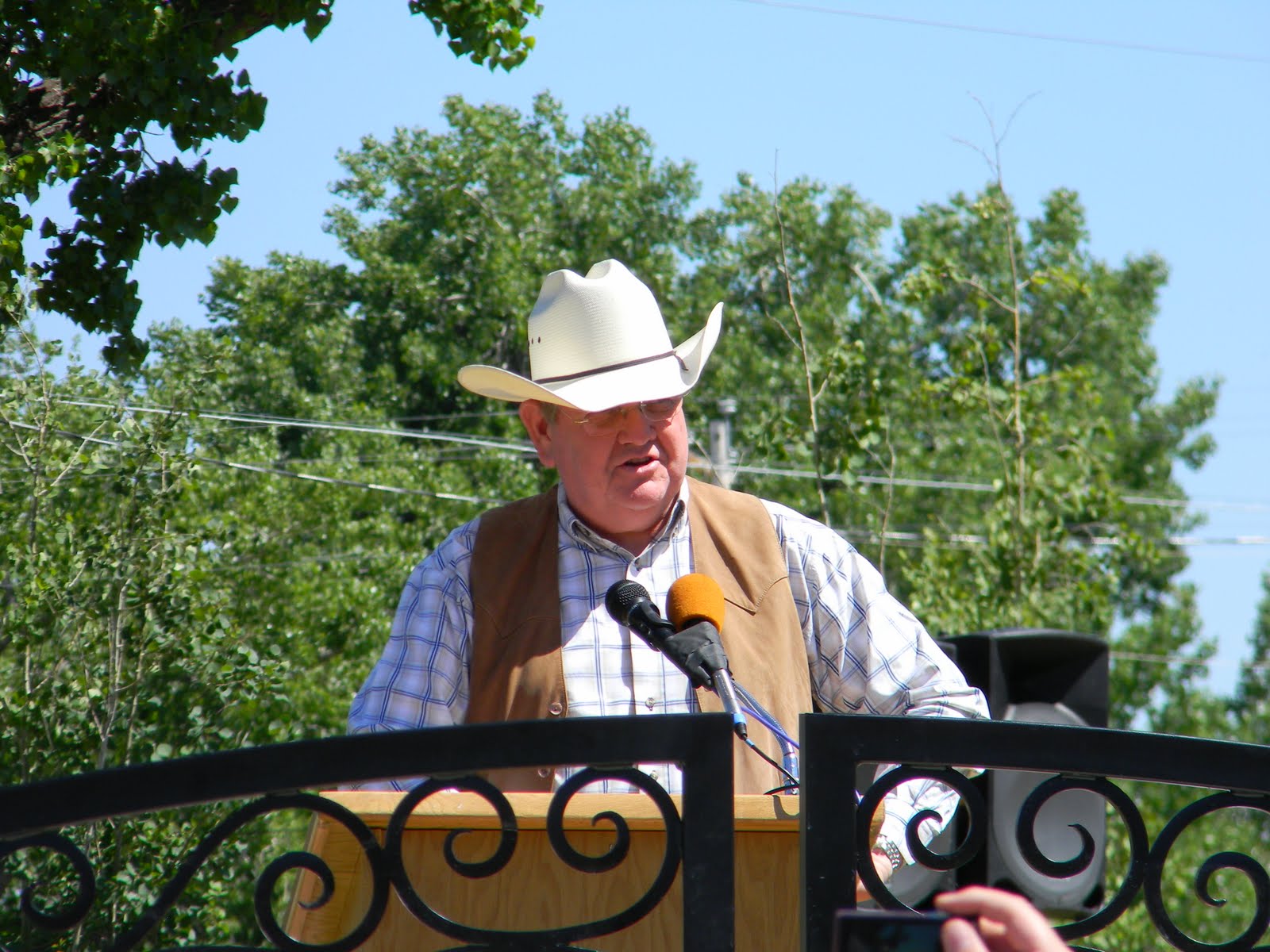 Brown's Great Adventure: Chris LeDoux Day!