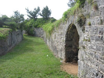 PROMDI PINOY: A Visit to Fort Scaur, Bermuda