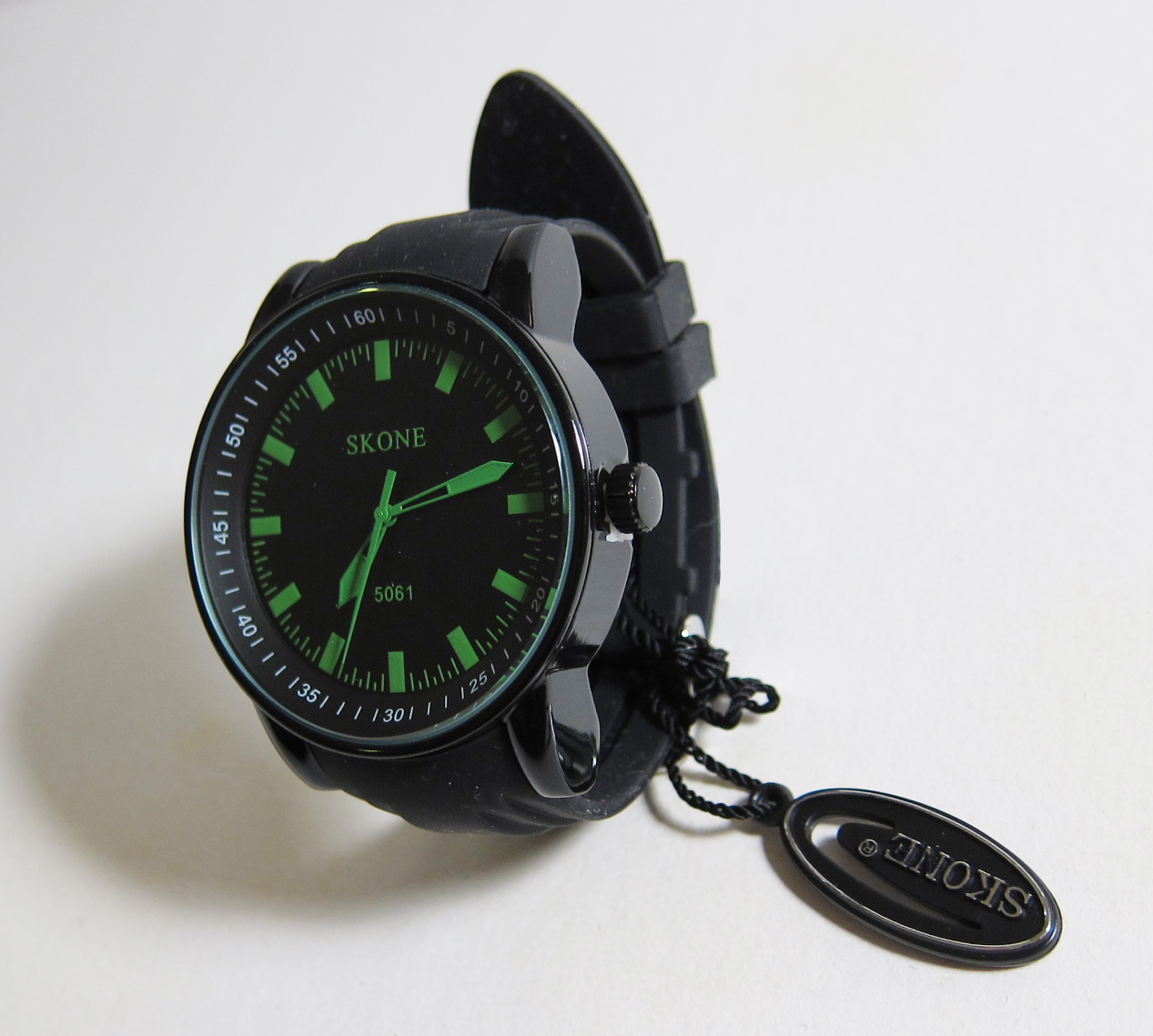Style For Less: SKONE Watch 5061 - Black | Green $47