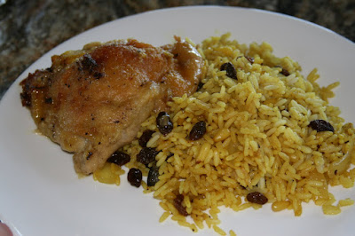 hobble creek kitchen: Chicken and raisin rice