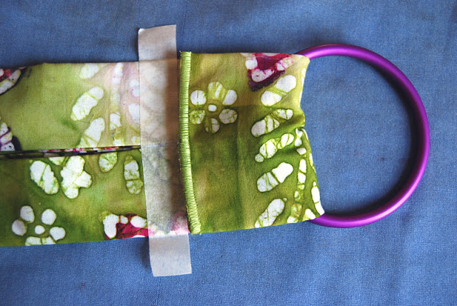 Second Womb Slings: Infant scale sling tutorial