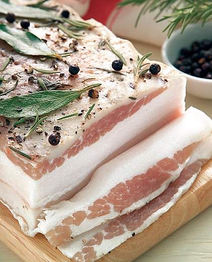 Gusto Raro: Lardo d'Arnad DOP - Traditional Valle d'Aosta meat