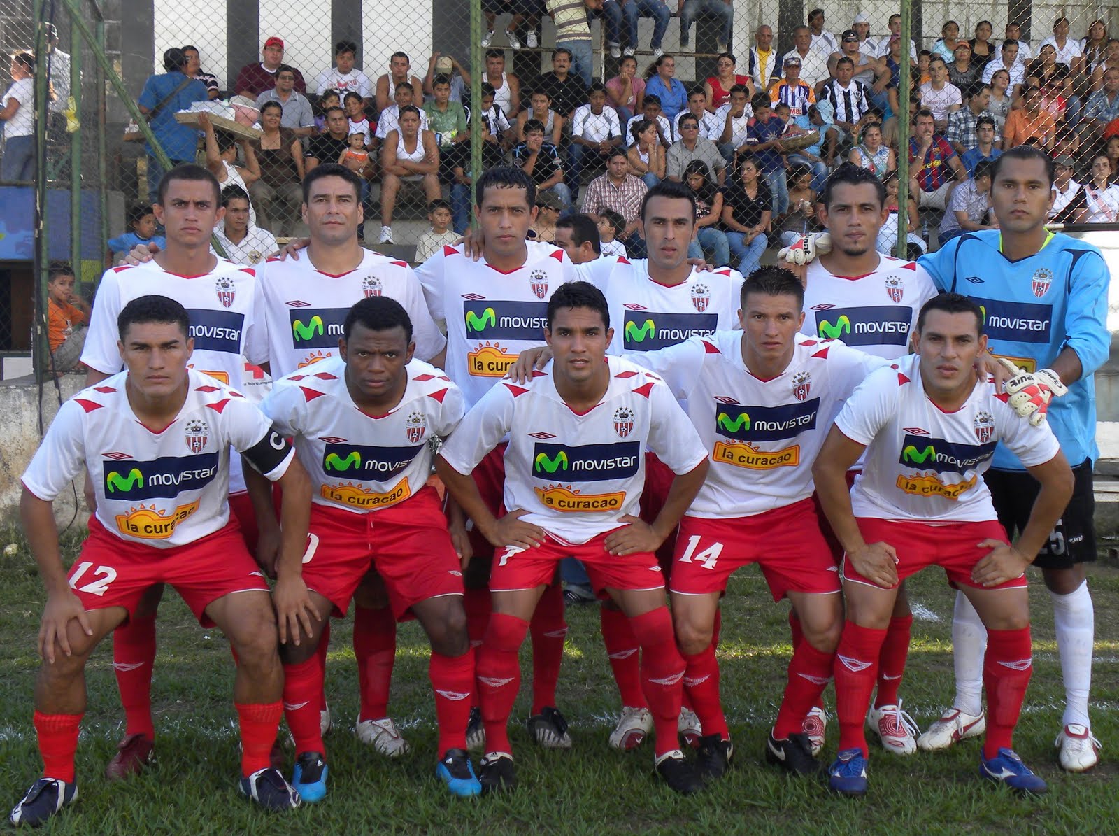 NOTIFUTGOL: NOTI FOTOS: DETALLES DEL CLASICO NACIONAL