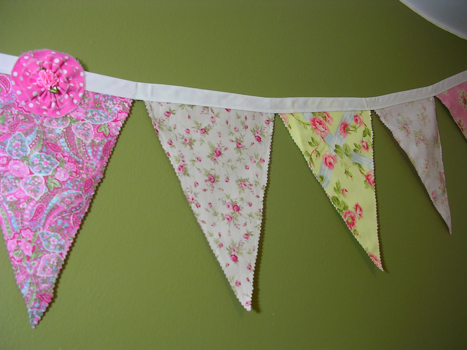 Atelier de Charo: Precioso Banderín - Lovely Flag Banner