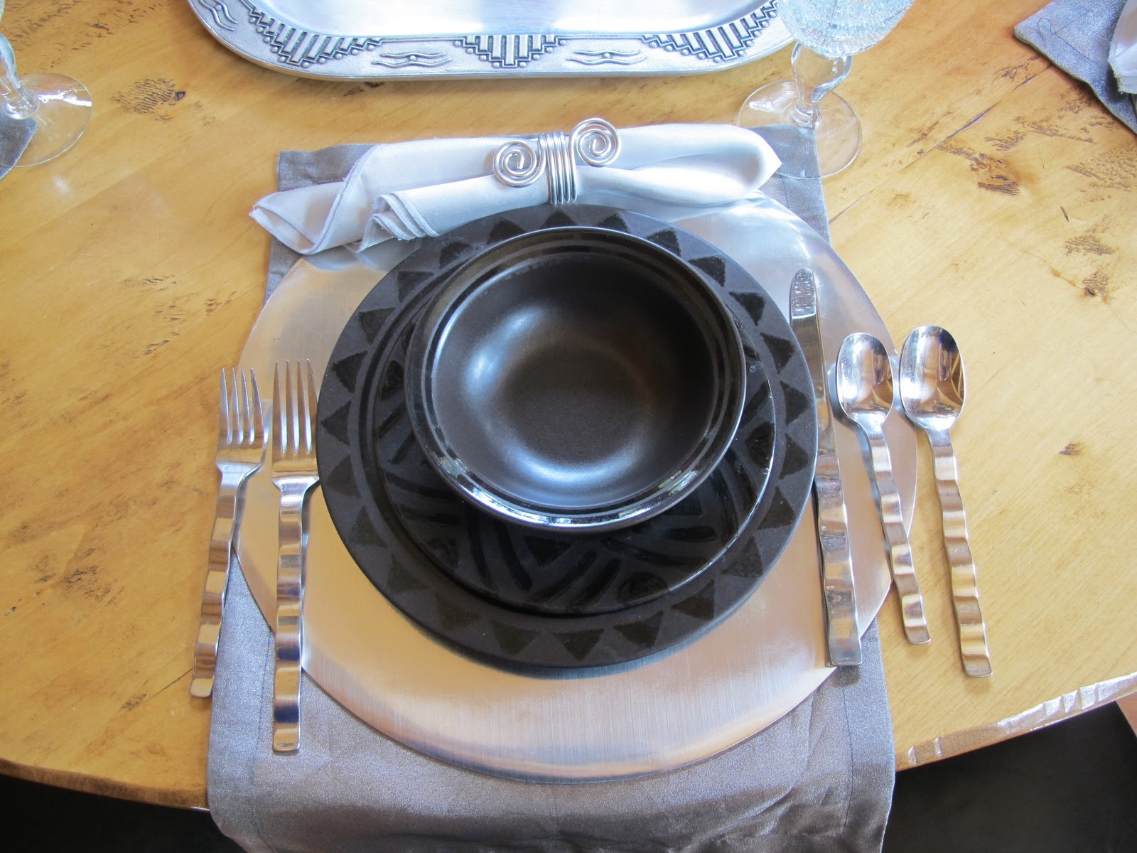 Hidden Pony Lodge Tablescape - Purple Chocolat Home