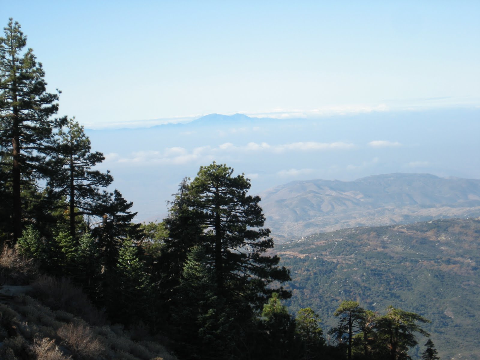 Hike Every Day: Hiking Down The PCT from Fuller Ridge