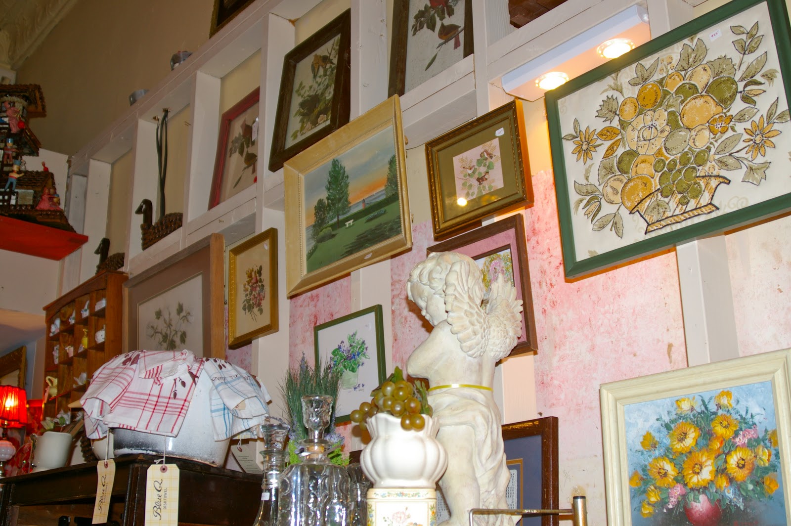 myfullerjoy: Where did you get that cute....? In Canton