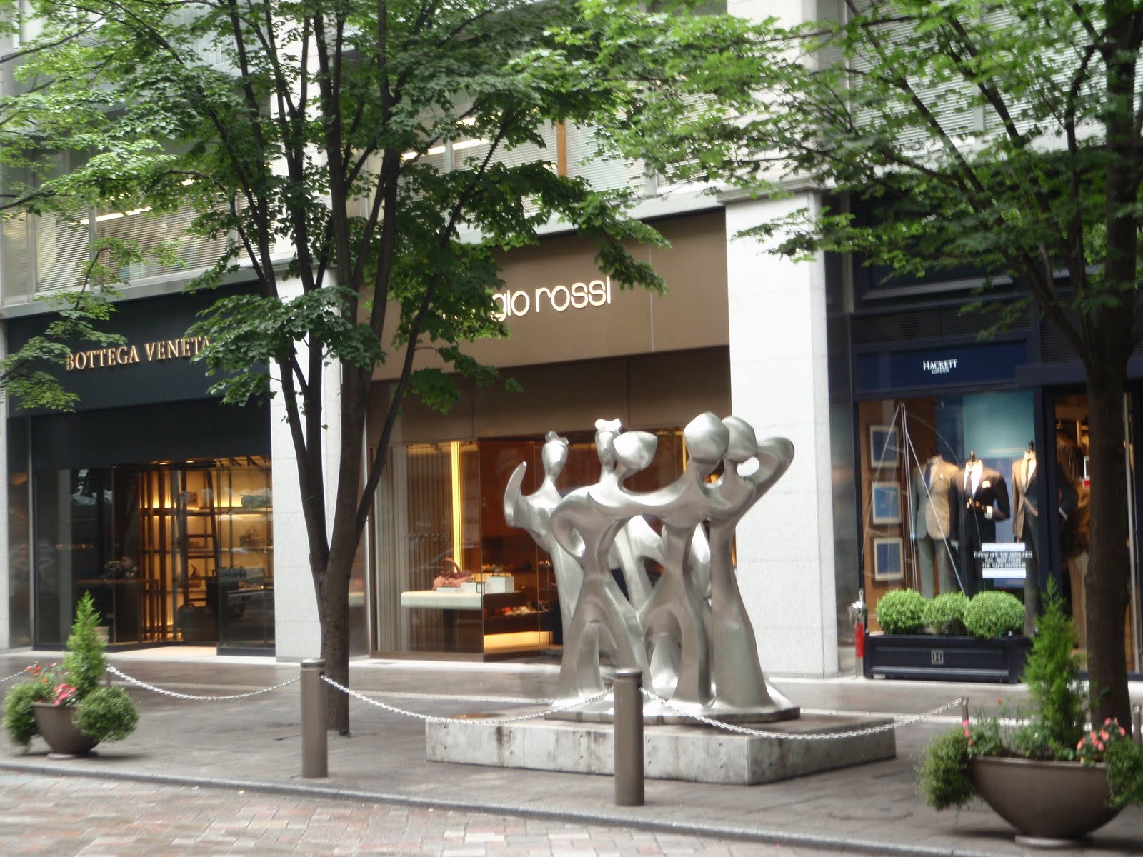 LANDING AWAY IN JAPAN MALAYSIA SINGAPORE: Marunouchi Naka-dori Street ...