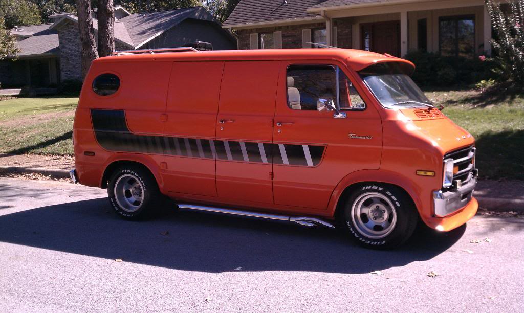 Vandoleros, Van Club: Perfect Dodge!