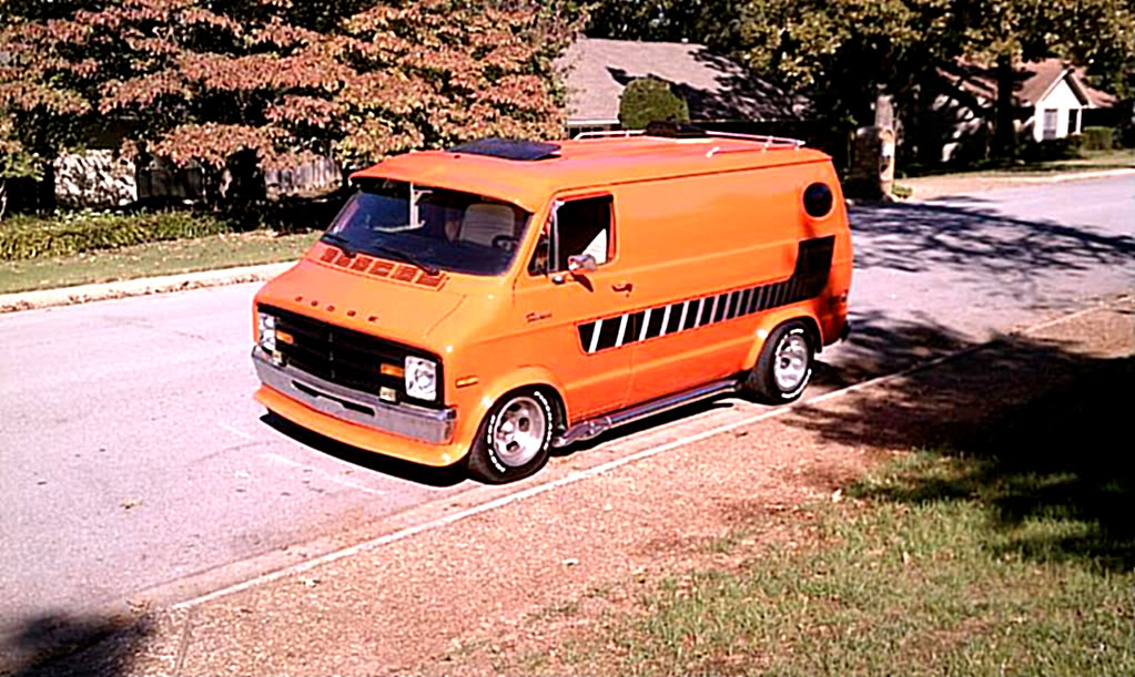 Vandoleros, Van Club: Perfect Dodge!