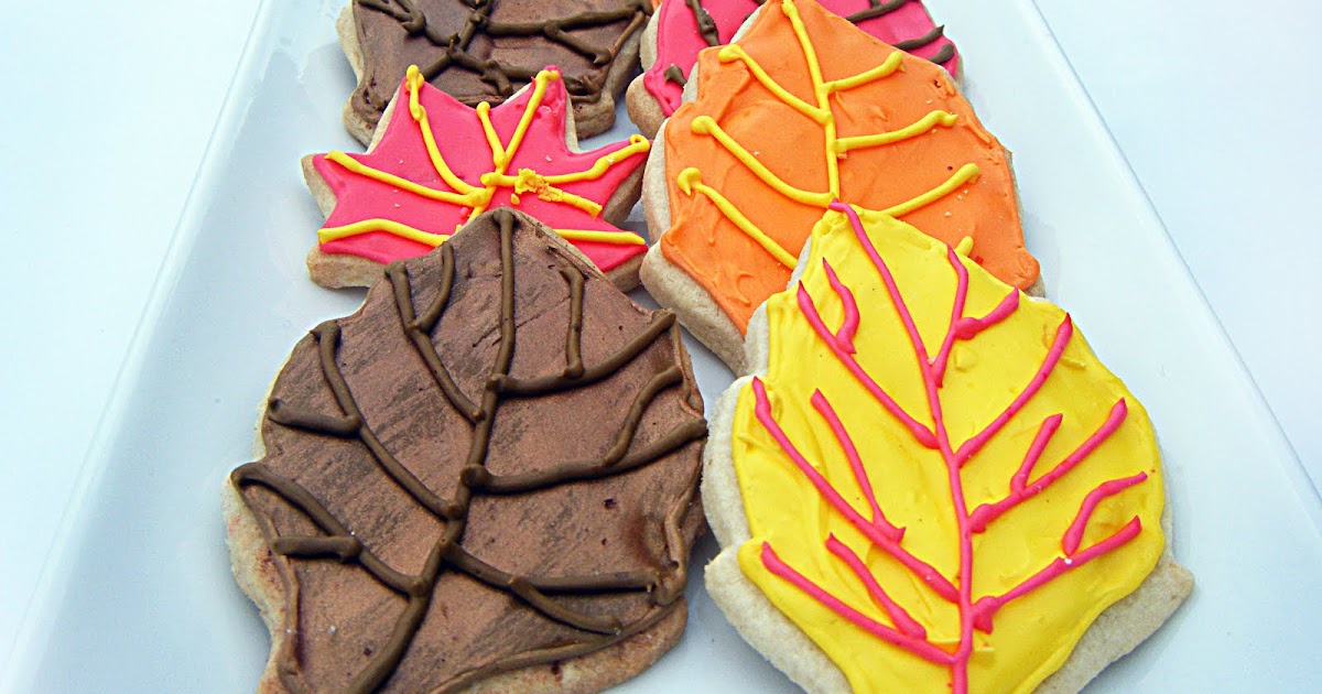 Ingredients of a 20something: Daring Bakers' challenge: decorated sugar ...