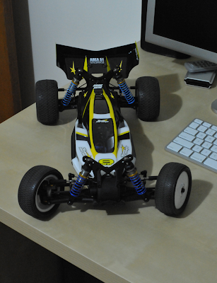 Lyn's Cake Art: Remote Control Car cake