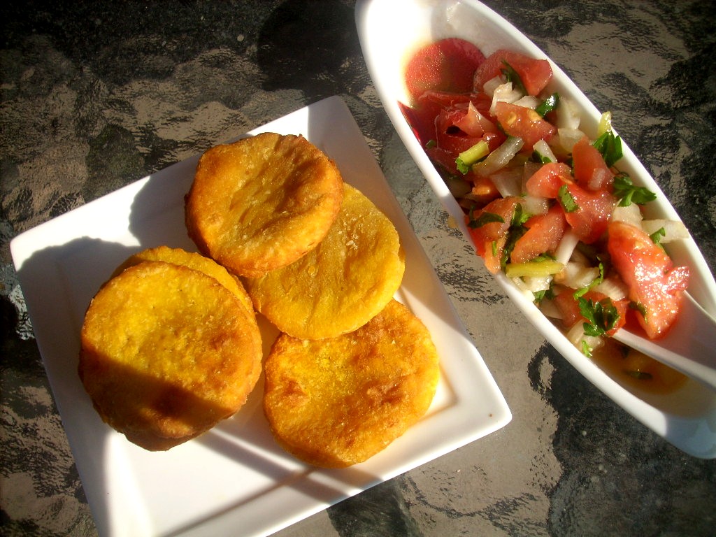 Canela kitchen (gloria): Sopaipillas con pebre (Little chilean treats ...
