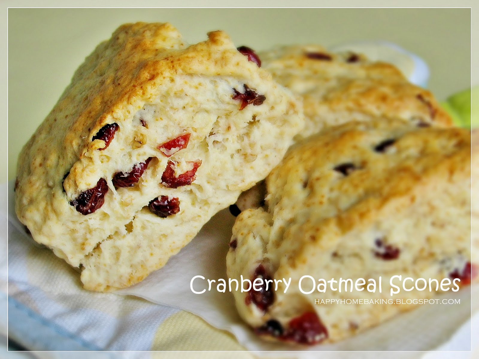 Happy Home Baking: Oatmeal, Scones, and a little Giveaway