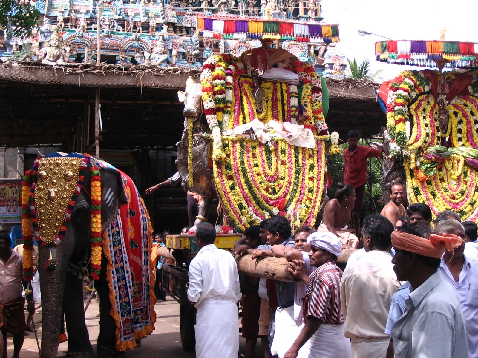 Siva Sankara Vijayam: Siva Logam on Earth