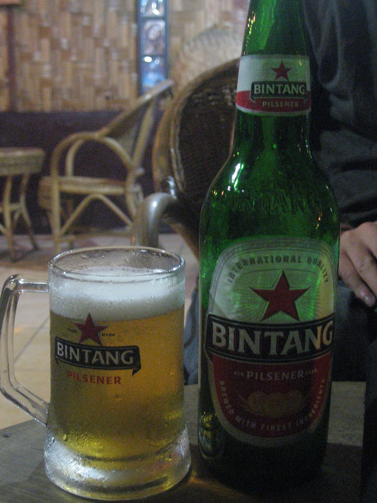 Reed About Beer: Medan, The Gateway into Sumatra (Bintang Pilsner)