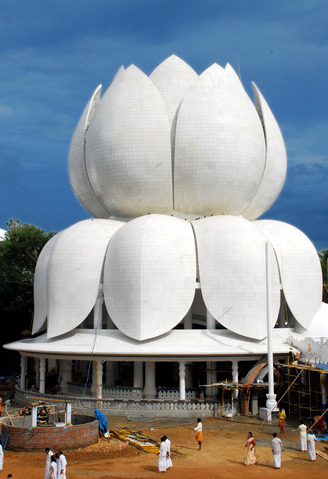 Indian Chronicle - Living and Travelling in India: President to ...