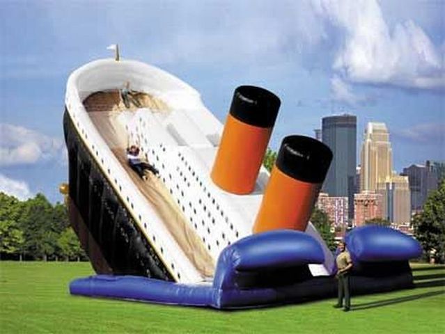 Sinking Titanic Slide