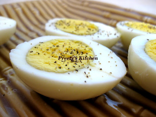 Preety's Kitchen: How To Boil a Perfect Egg