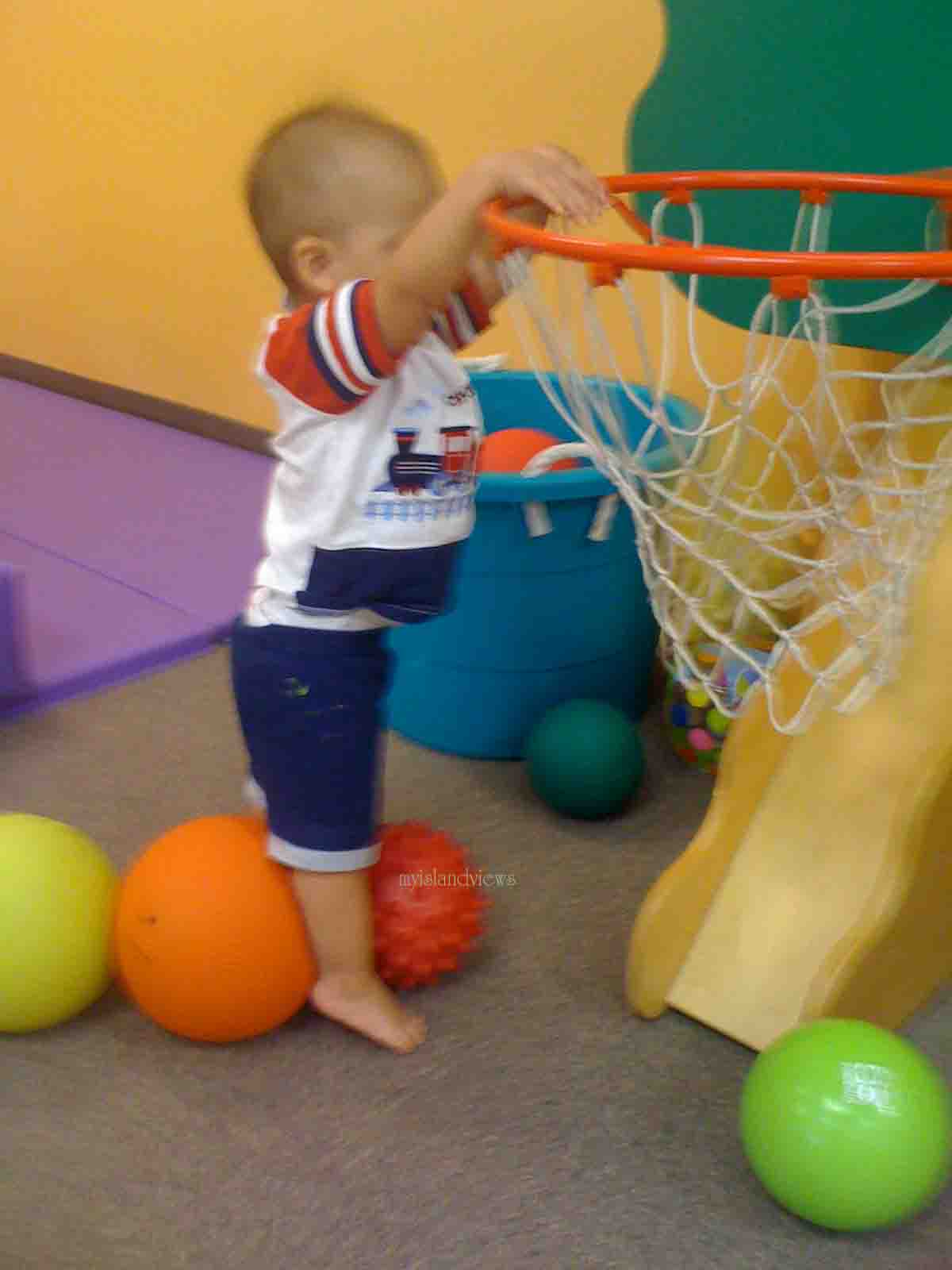 Hawaii Mom Blog: Gymboree Play & Music