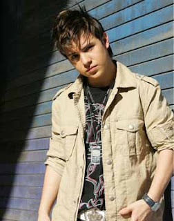 JOSEPH ALICEA DA UN PASO CAMINO A SER SOLITA - Cosas de la vida