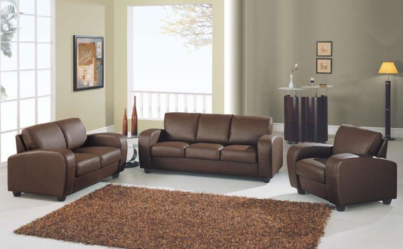 Usher Home: Living room set