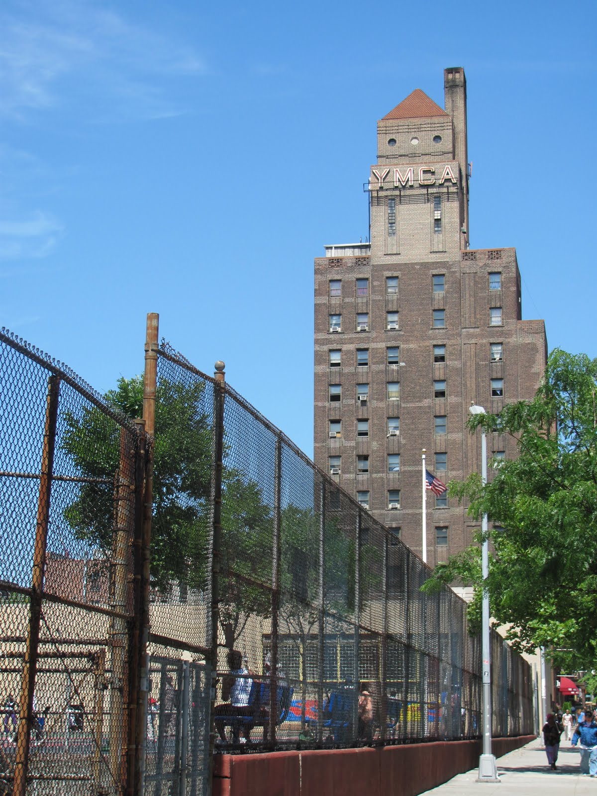 New York: Harlem tour and South Bronx community gardens