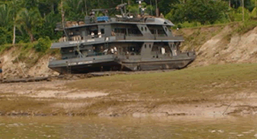 Guimarães Rocha: abril 2010