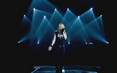 HIGH DEFINITION: Hilary Duff Fly