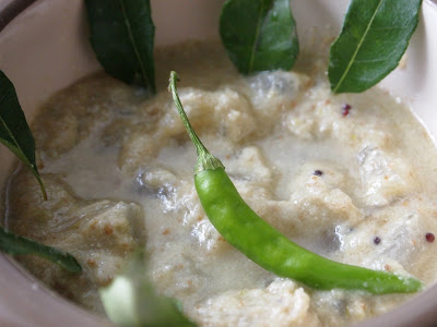 Daily Samayal Recipes: Poosanikai kootu -- Ash gourd kootu