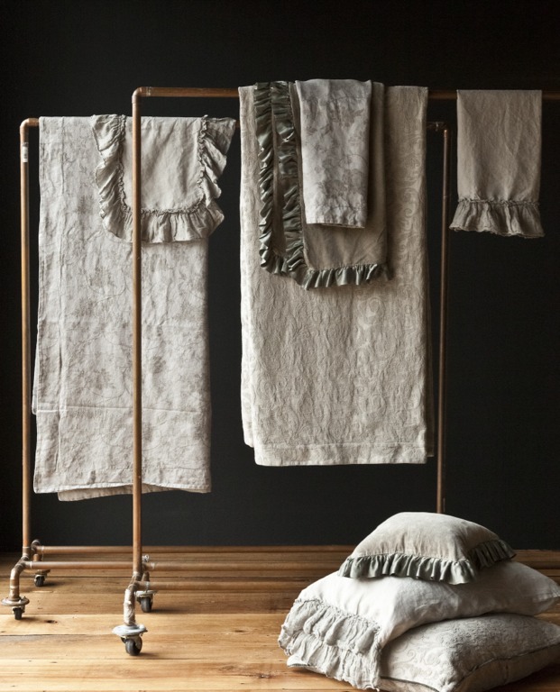 The New Victorian Ruralist: Bella Notte Linens...