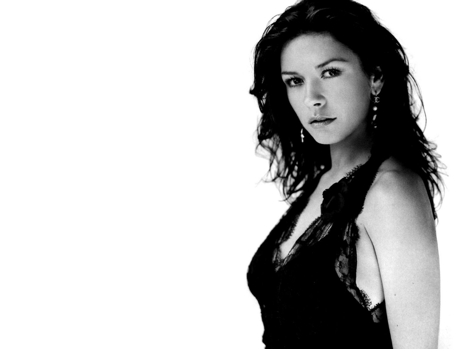 Catherine Zeta Jones Hot Pictures Hot Wallpapers Actress Pics Hq Wallpapers
