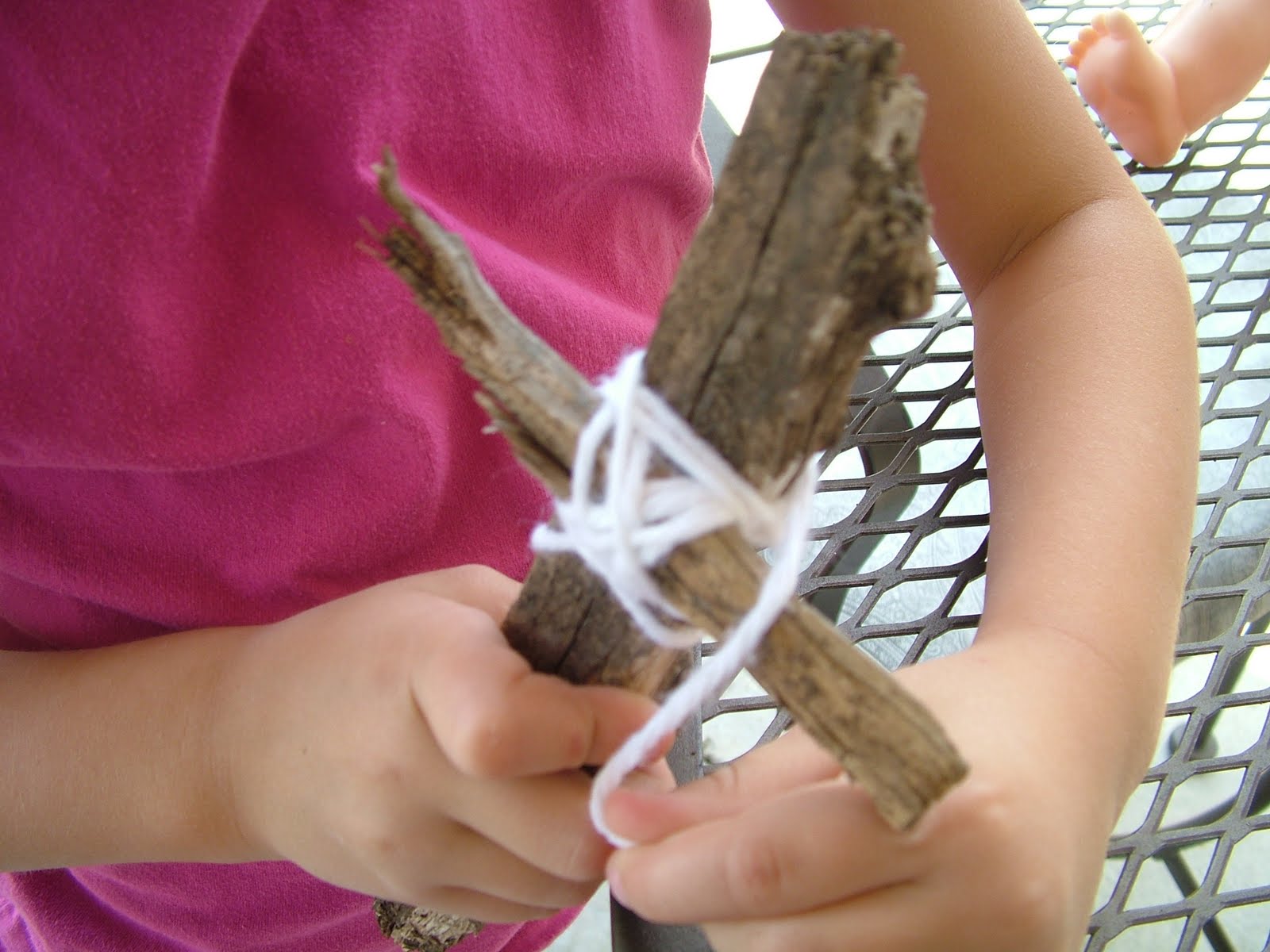 Full Hands and Ready Feet:: The sun stops shining (day 54)