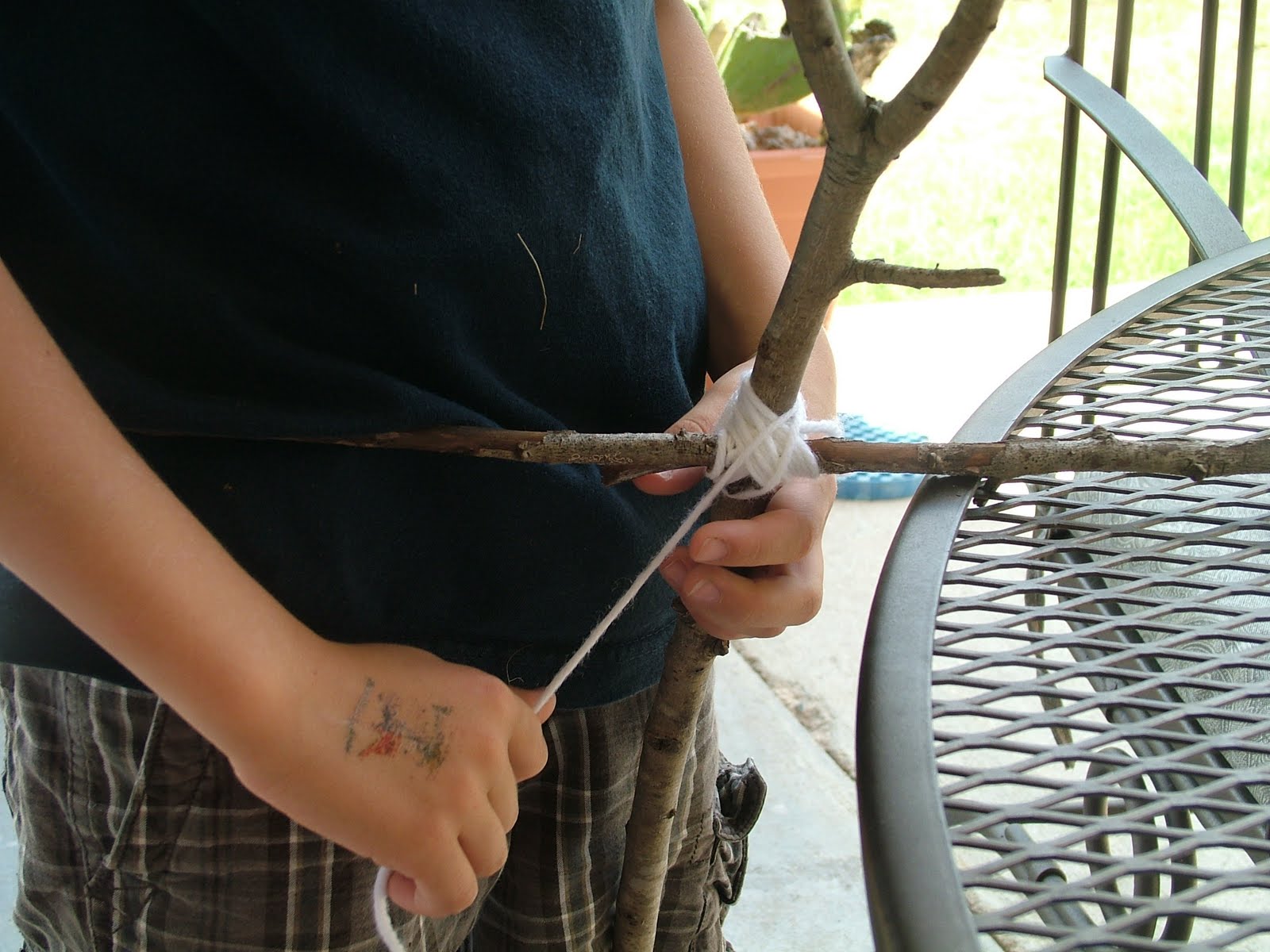 Full Hands and Ready Feet:: The sun stops shining (day 54)