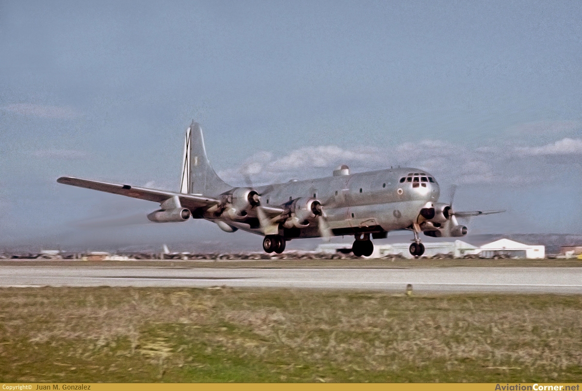 * El sitio de "jactres" *: ¿Alguien necesita repostar? - Boeing KC-97L ...