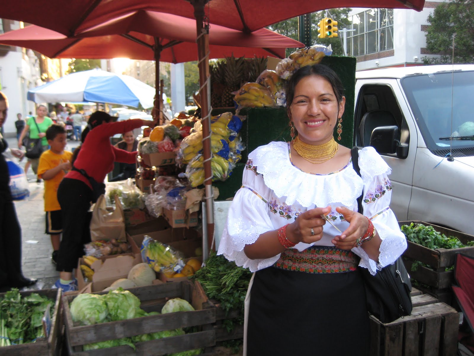 Blog of Author Laura Resau: NYC with Maria Virginia of THE QUEEN OF WATER!