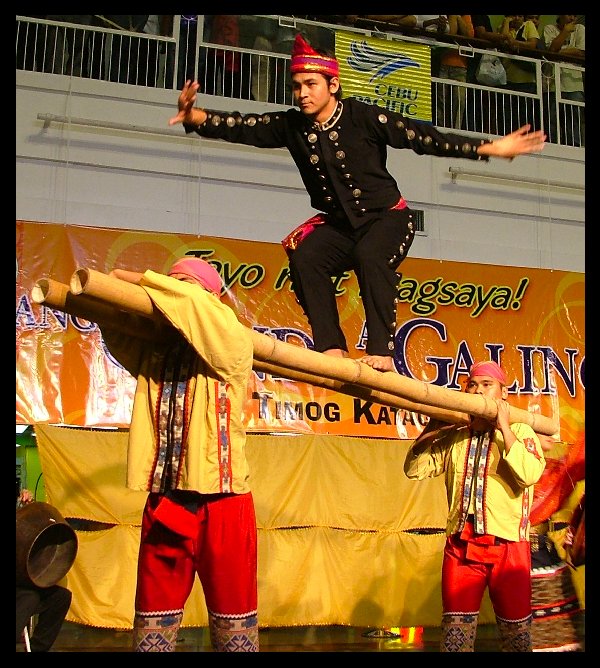 Eliza Entero: "Muslim Dance"