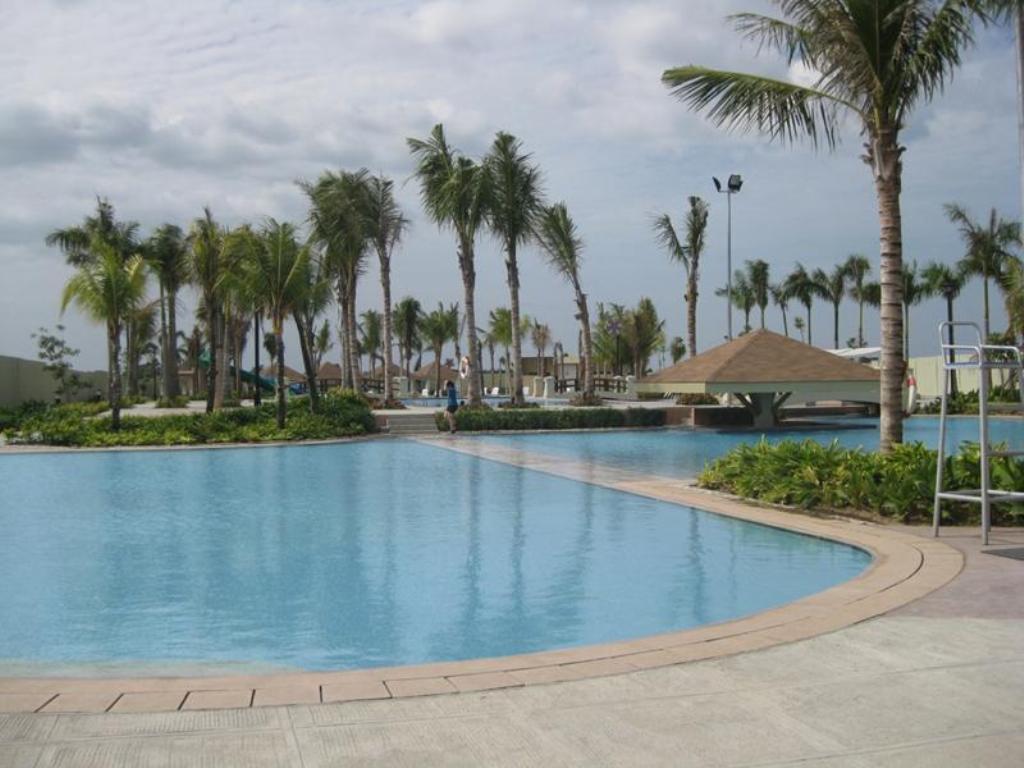 HOUSE & LOT FOR SALE: GRAND ANTEL VILLAGE