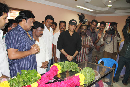 Celebs Pays Last Respects to SS Chandran